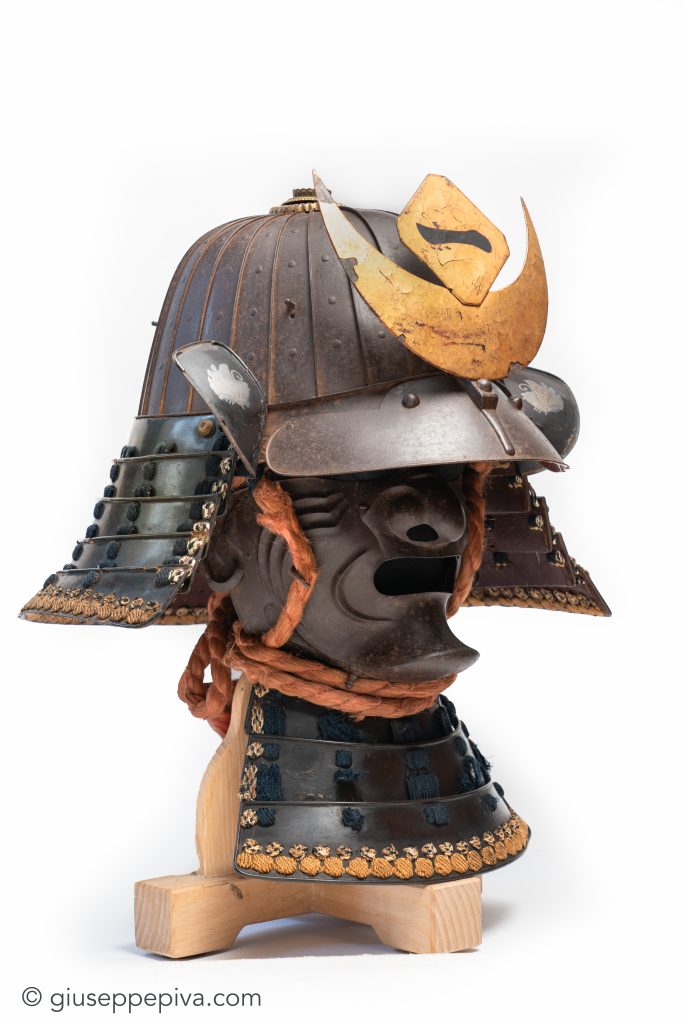 Samurai helmets often feature five common elements.