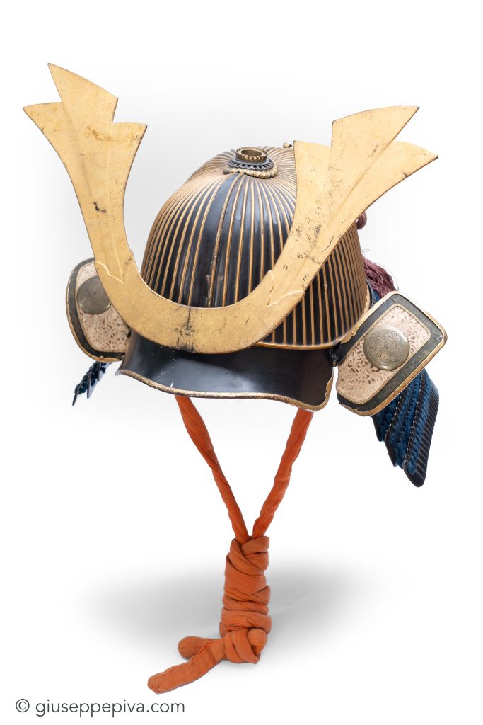 Samurai helmets often feature five common elements.