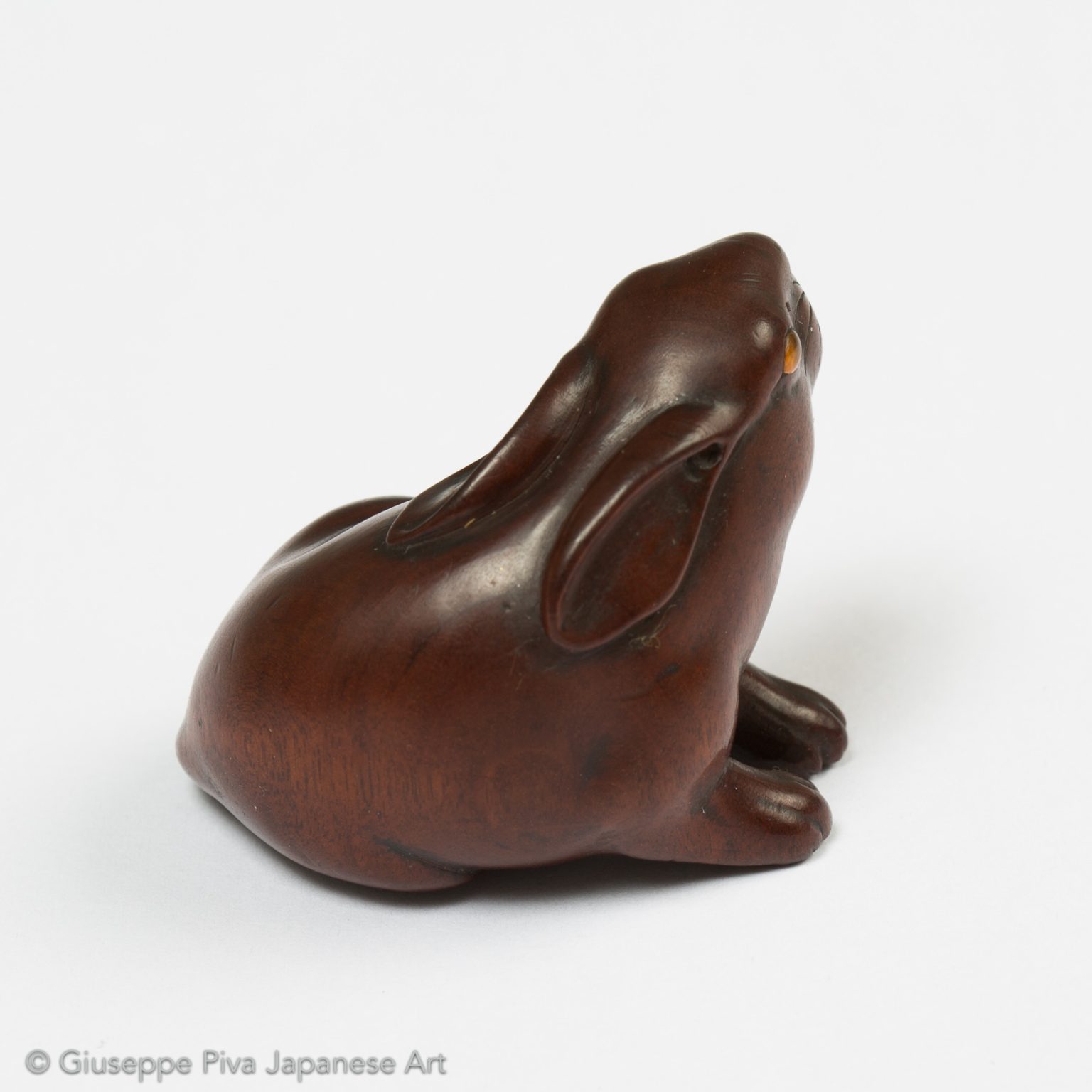 Wood netsuke of an hare by Masanao | GIUSEPPE PIVA - Japanese Art