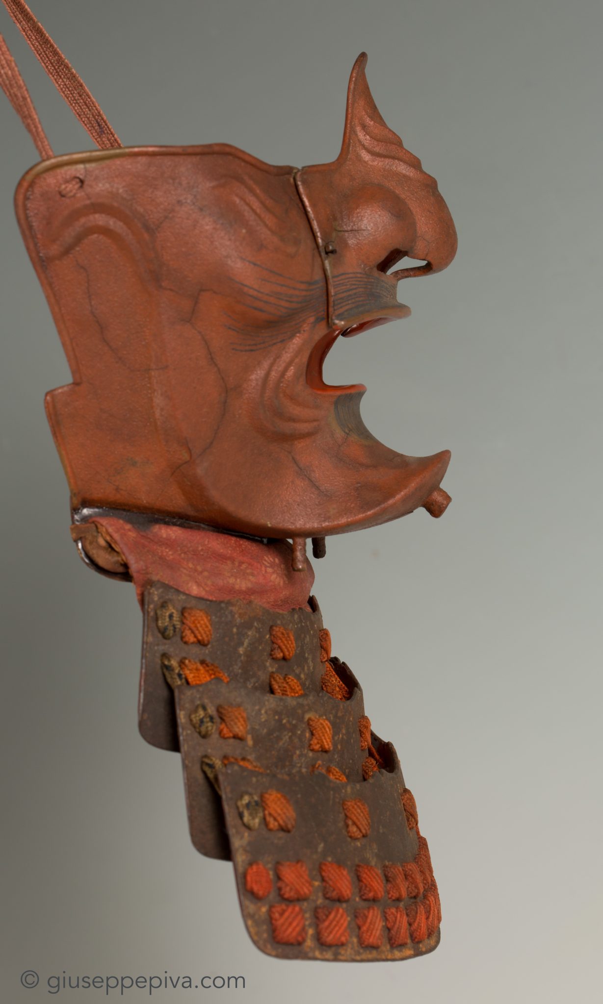 Ressei menpo, red lacquered samurai mask | GIUSEPPE PIVA - Japanese Art